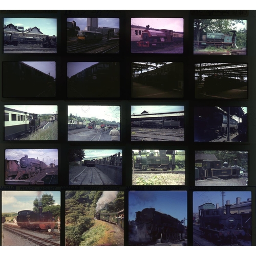 Railway. Miscellaneous. A collection of approx. 45 x 35mm, colour ...