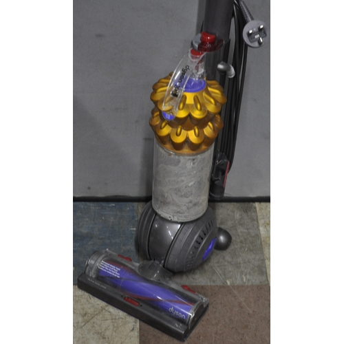 G-TECH VACUUM CLEANER (HANDLE DAMAGED) AND DYSON DC50 VACUUM CLEANER
