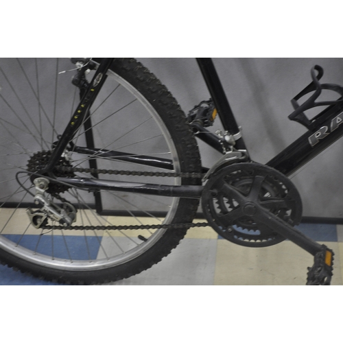 RALEIGH MAX 15 SPEED MOUNTAIN BIKE