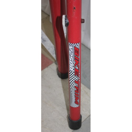 BIKE TRIM V2500 REPAIR STAND