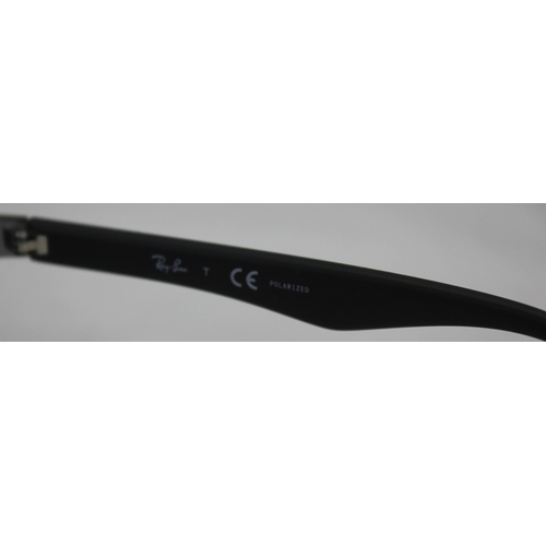 PAIR OF RAY BAN RB3478 SUNGLASSES WITH CASE