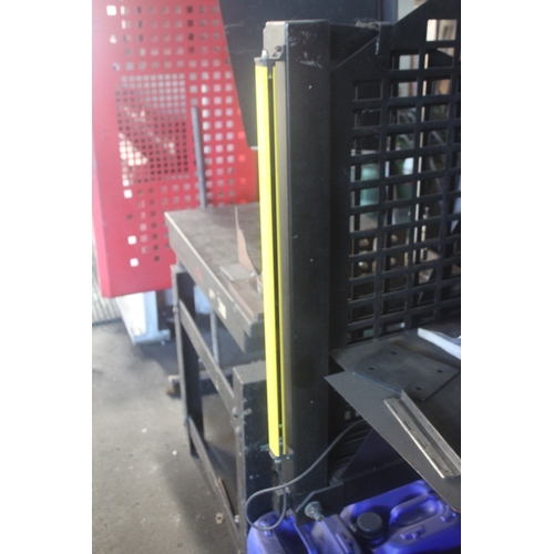 AMADA ITPS PRESS BRAKE WITH LIGHT GUARDS (YEAR 1991)