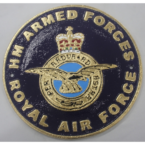REPRODUCTION ROUND RAF PLAQUE