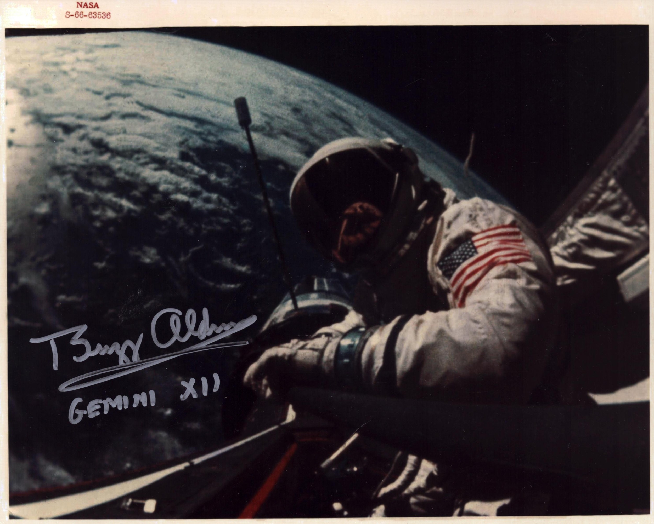 Gemini 12 Astronaut Buzz Aldrin signed 10x8 inch colour N.A.S.A. photo ...