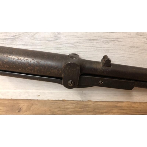 Vintage BSA air rifle no.20482, 110cm long / AN29