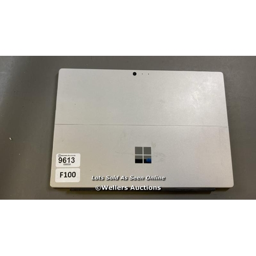 MICROSOFT 1796 / 8GB RAM / 250GB HD / I5-7300U @ 2.60GHZ / SN ...