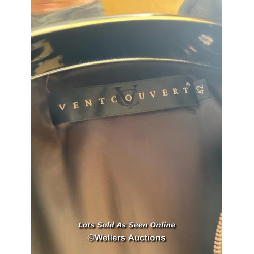 X7 MAINLY LADIES PRE-OWNED COATS AND JACKETS INC. MASSIMO DUTTI, ACTLIVE, VENT COUVERT / CONTAINER N