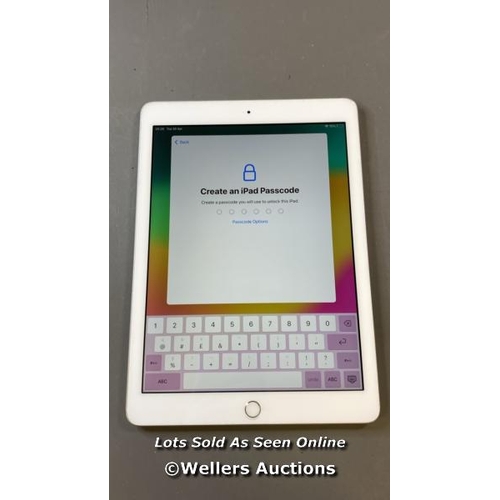 APPLE IPAD 6TH GEN / A1893 / 32GB / SERIAL: F9FWKT24JF8K / I-CLOUD ...