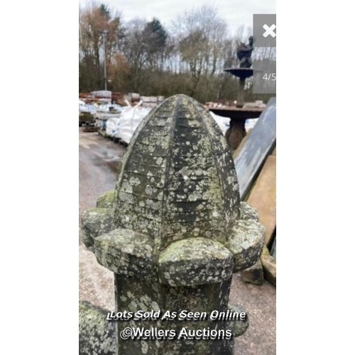 A LARGE DECORATIVE STONE SPIRE FEATURE, WITH TWO ENGRAVED INITIALS 'B'