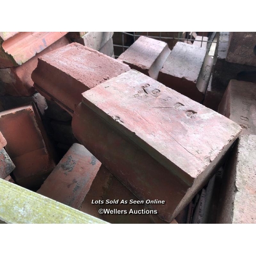 APPROX X60 ASSORTED BRICK COPING AND WINDOW BRICKS, VARIOUS SIZES (DOES ...