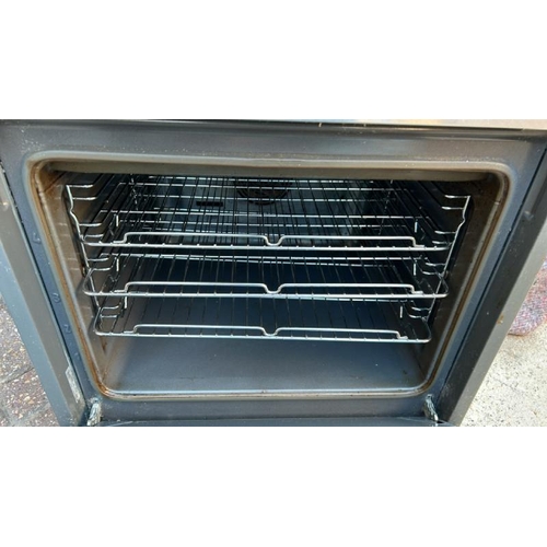 NEFF HBB-AP60-7 ELECTRIC OVEN AND GRILL, IN USED CONDITION, 89CM (H) X ...