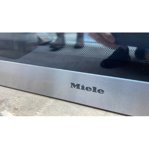 MIELE H6200BM ELECTRIC OVEN AND GRILL, 46CM (H) X 59.5CM (W) X 59CM (D ...