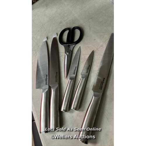 KITCHENAID KNIFE SET / A37