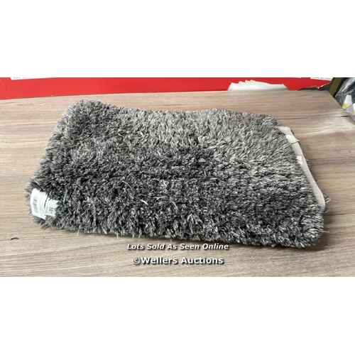 TOWN & COUNTRY LIVING CONFETTI SHAG ACCENT RUG (68CM X 114CM) / SIGNS ...