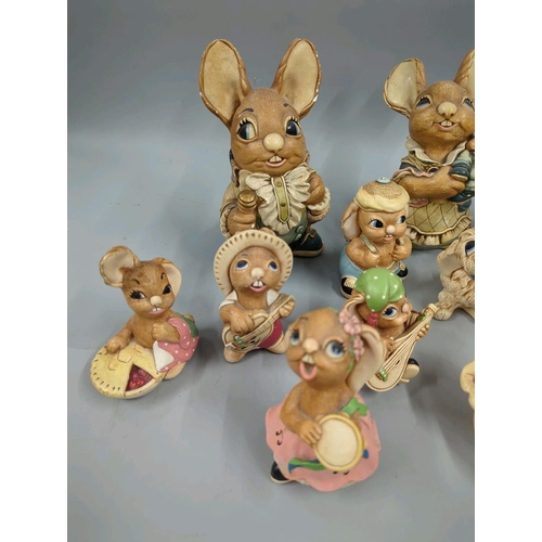 Pendelfin Rabbits group including boxed 'Dandy' / AN51