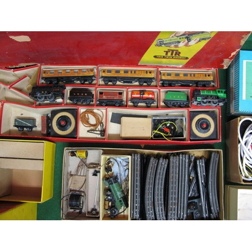 Quantity of Trix Twin Railway (TTR) to include: LNER set with 0-4-0 ...