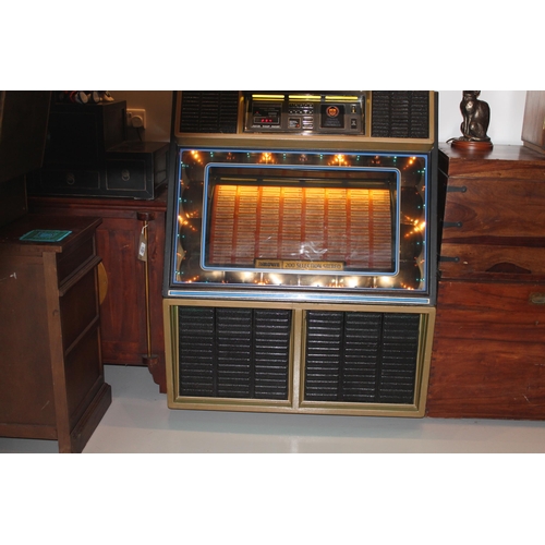 Rowe Jukebox , 200 singles, vinyl records player, working