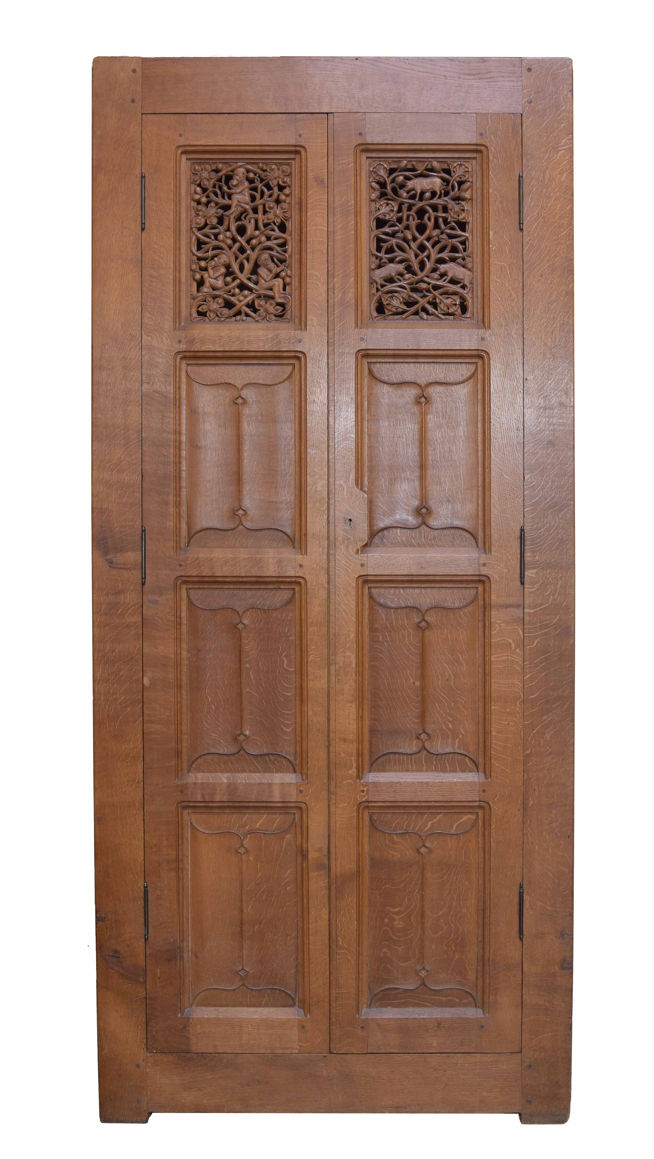 Sir Robert Lorimer (Scottish 1864-1929) - Arts & Crafts oak armoire ...