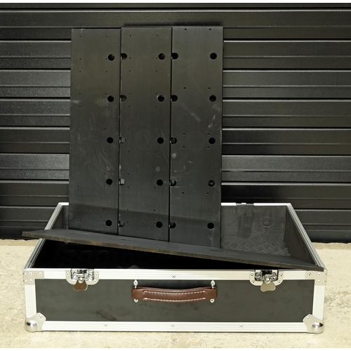 T-Rex Tone Trunk guitar effects pedal board, with outer Road Case ...