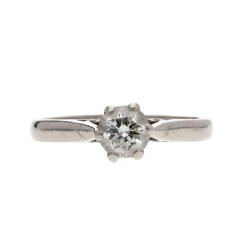 18ct white gold solitaire diamond ring, round brilliant-cut, 0.57ct approx, clarity SI2, colour H, w