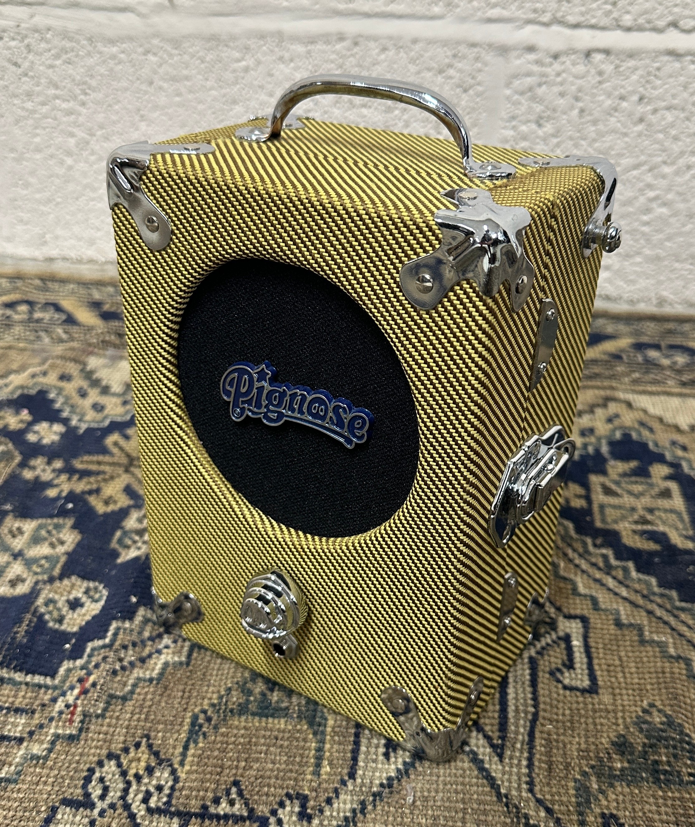 Pignose 7-100 portable battery guitar amplifier*Please note: Gardiner ...