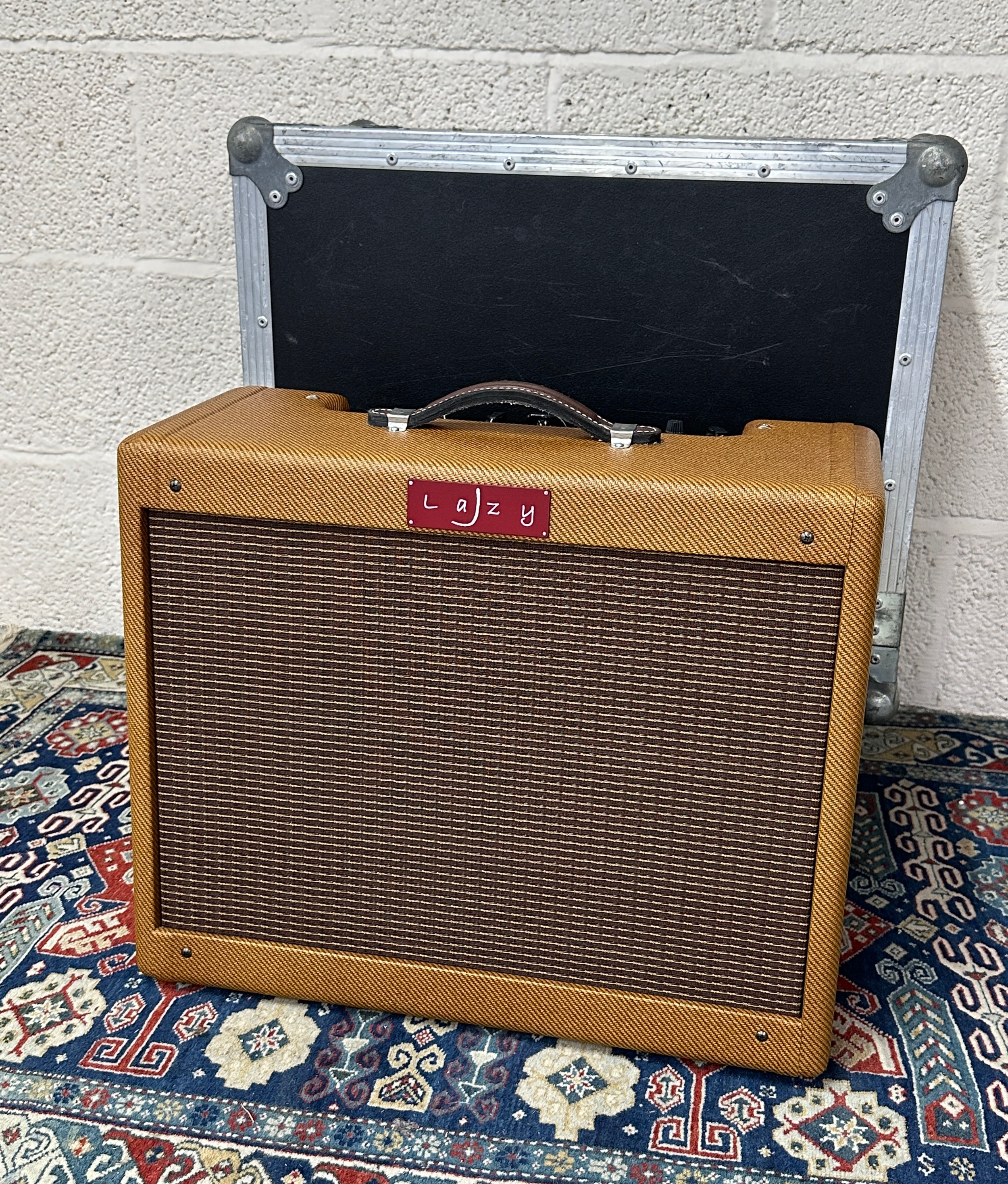 Lazy J Projects J-20 + 1x12 combo guitar amplifier, with integrated ...