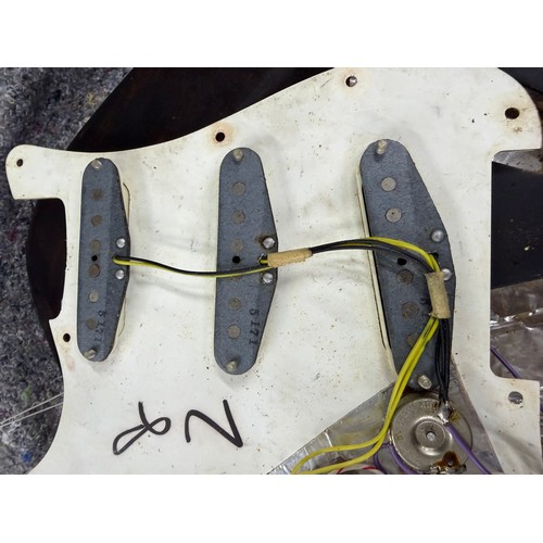 1971 Fender Stratocaster electric guitar, made in USA; Body: burnt ...