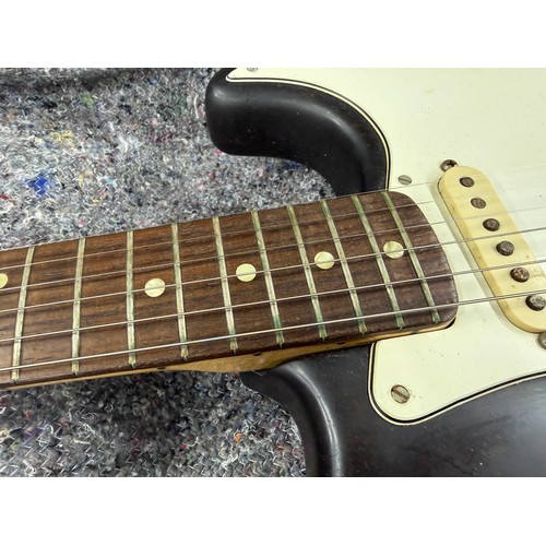 1971 Fender Stratocaster electric guitar, made in USA; Body: burnt ...