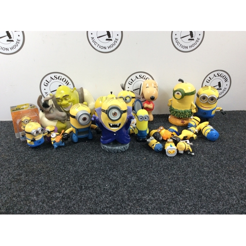 Qty of Minion Toys Inc Vampire Ceramic Minion & Shrek