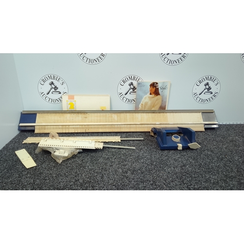 Singer Knitting Machine