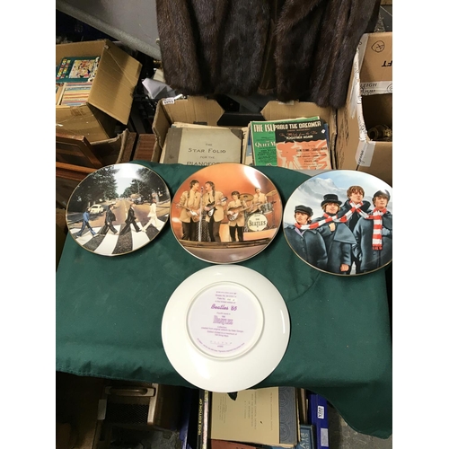 STUNNING COLLECTION OF 13 X BRADEX BEATLES COLLECTORS PLATES