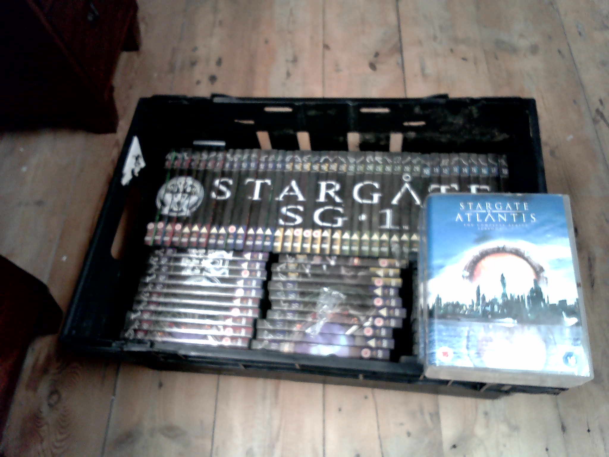 QTY OF BOXED EAGLEMOSS DIECAST LORD OF THE RINGS CHESS FIGURES - 34 ...