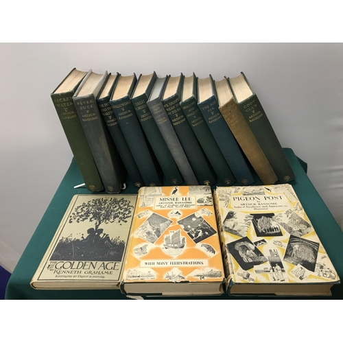 14 X COLLECTABLE VINTAGE ARTHUR RANSOME BOOKS
