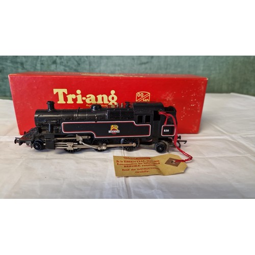 BOXED TRIANG R59 262 TANK LOCO