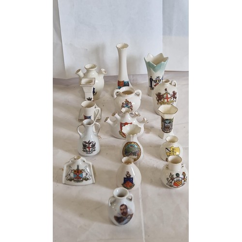 QTY OF VINTAGE CRESTED WEAR ITEMS - GOOD CONDITION