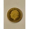 Winston Churchill 18ct 750 Gold Coin