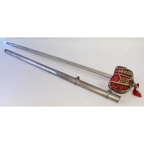 Scottish Replica Officer’s Claymore Sword. 101cm Length