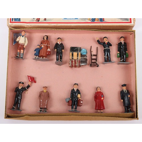 Timpo boxed set No.830, Station Figures, 1950s, passengers lady with ...