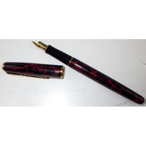 A Parker Sonnet Laque Firedance fountain pen, resin barrel and cap, 18ct gold medium nib. Marked Pa