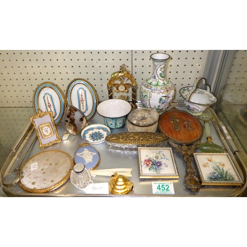 A group of misc collectables to inc cloisonne, etc