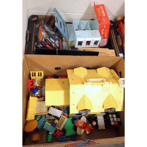 A qty of toys