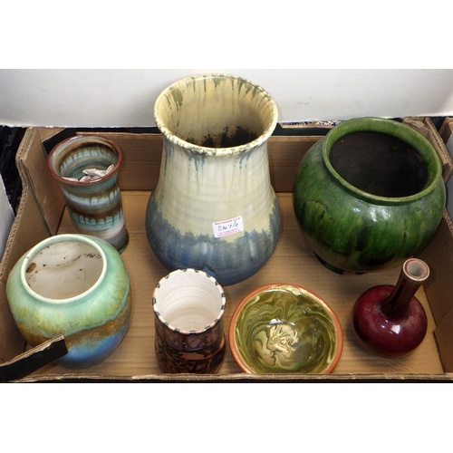 A qty of misc Art Pottery af (2)
