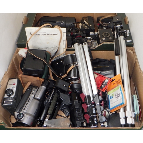 Soviet-era Russian cameras incl a Praktica LLC 35mm SLR, a Praktica ...