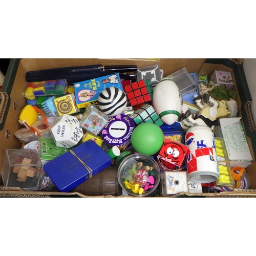 A large qty of misc games, toys etc (3)