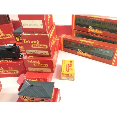 A Collection of Hornby. Tri-Ang 00 Gauge Locomotives. Buildings and ...