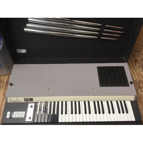 A vintage GEM Jumbo keyboard.