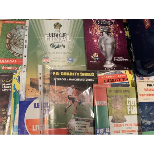 Big Match Football Programmes: Includes FA Cup finals for 1958, 1960 ...