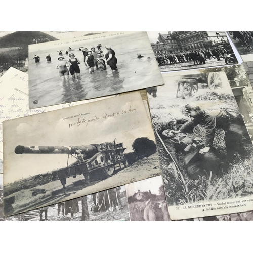 A collection of WW1 post cards including French cards, sweetheart ...