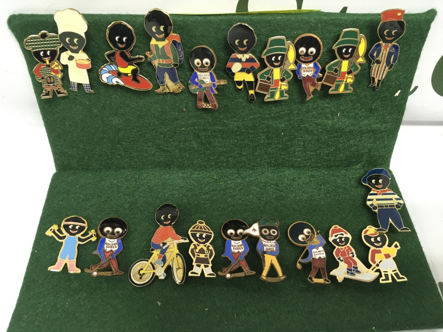 Two pads of vintage Robertsons jam golly badges , postage category B