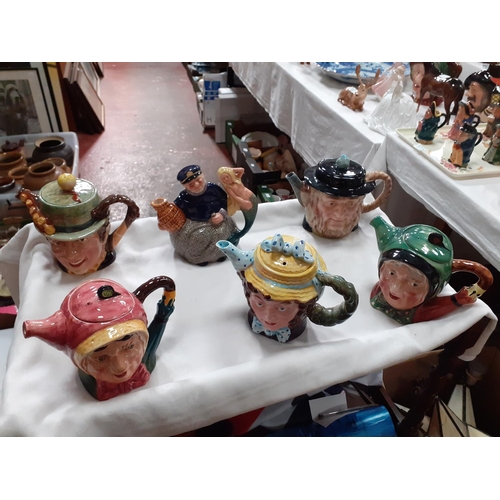 Tray of Novelty Beswick & Royal Doulton Character Teapots.